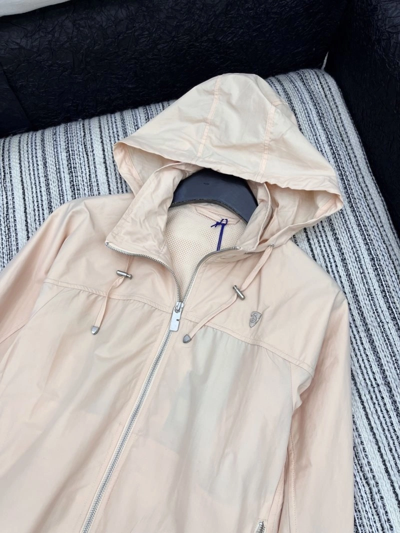 Indistinguishable Burberry Outwear