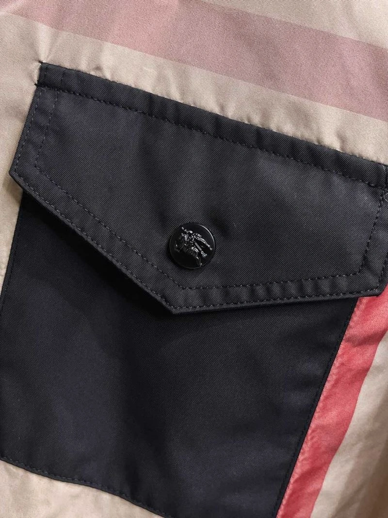 Bargain Burberry Outwear