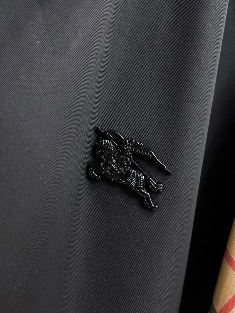 Discounted Burberry Outwear