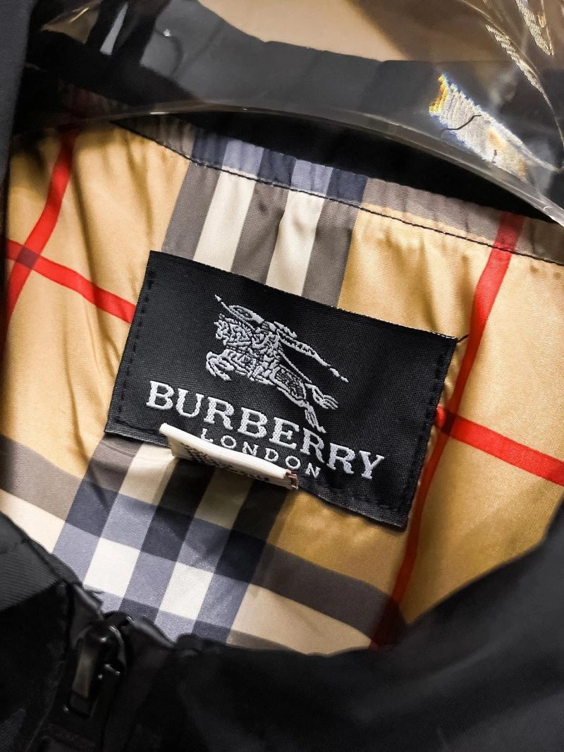Discounted Burberry Outwear