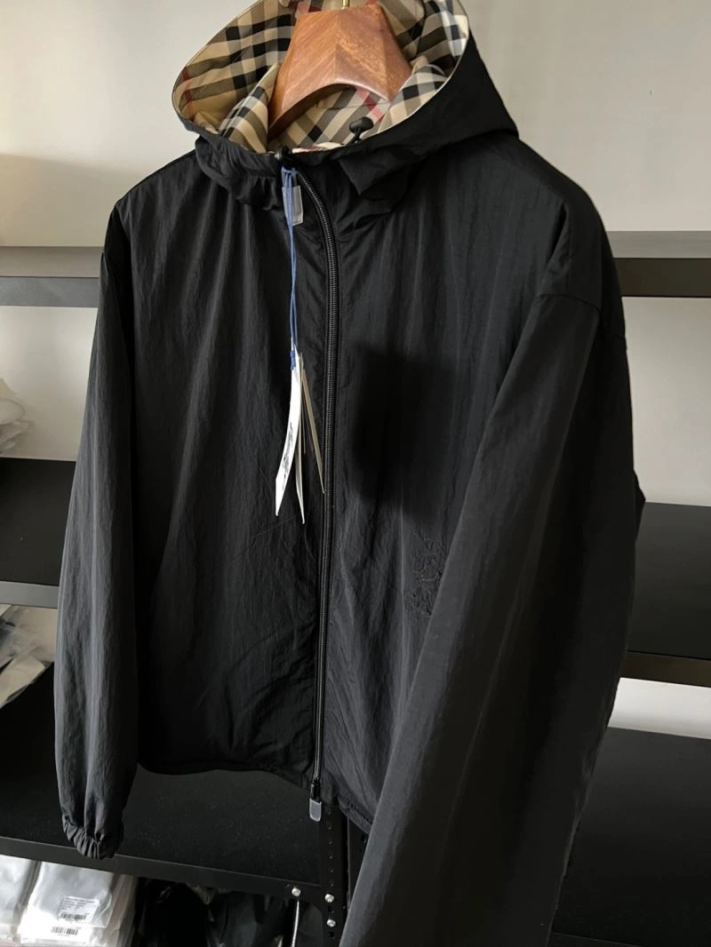 High accuracy Burberry Outwear