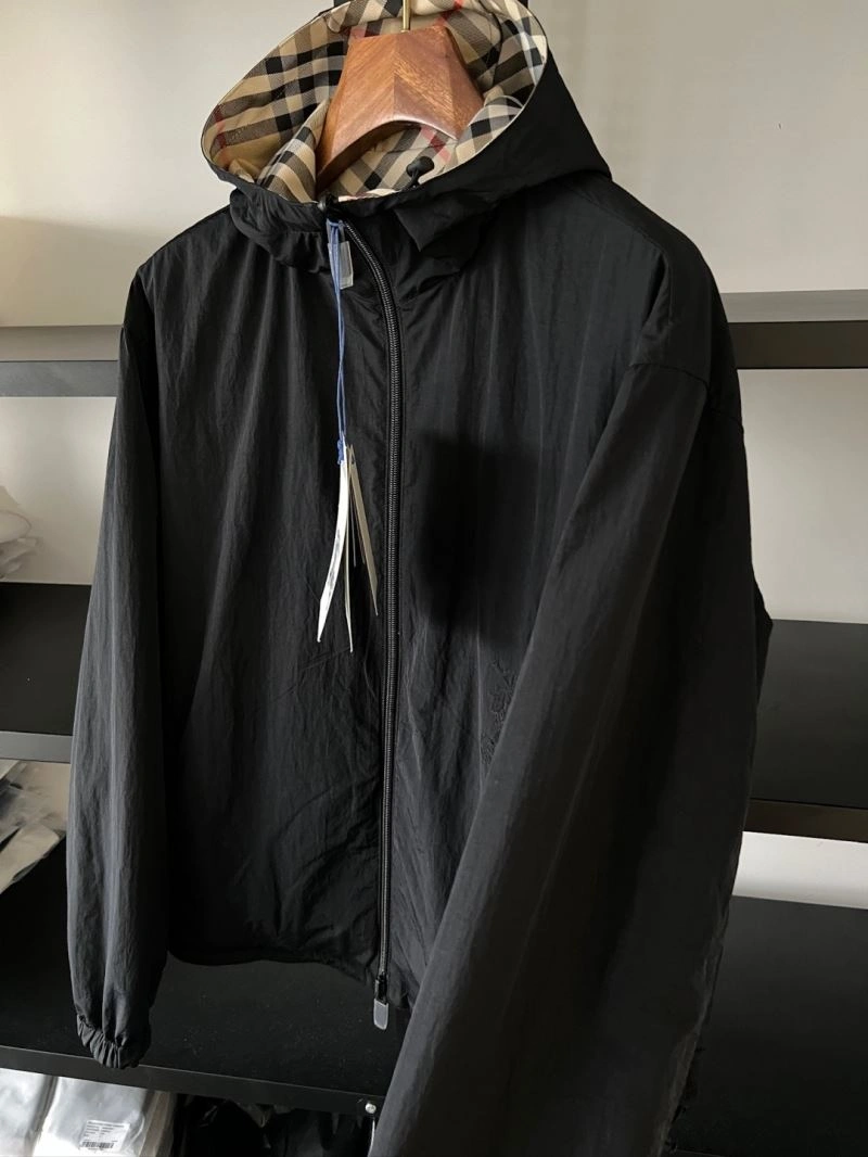 High accuracy Burberry Outwear
