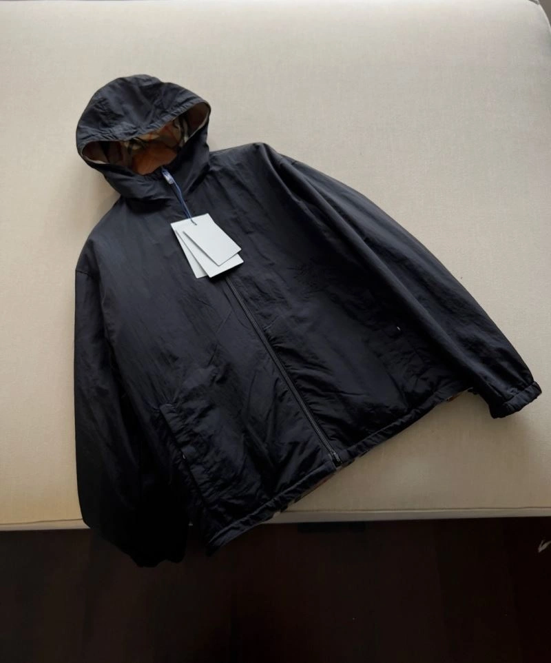 High accuracy Burberry Outwear