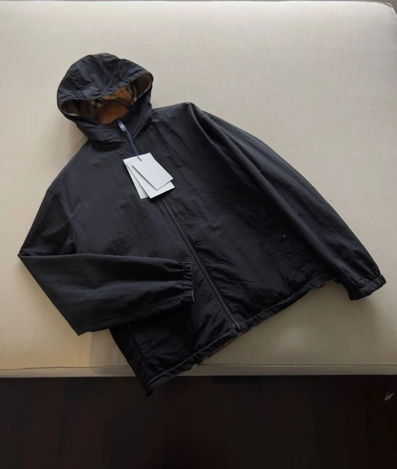 High accuracy Burberry Outwear