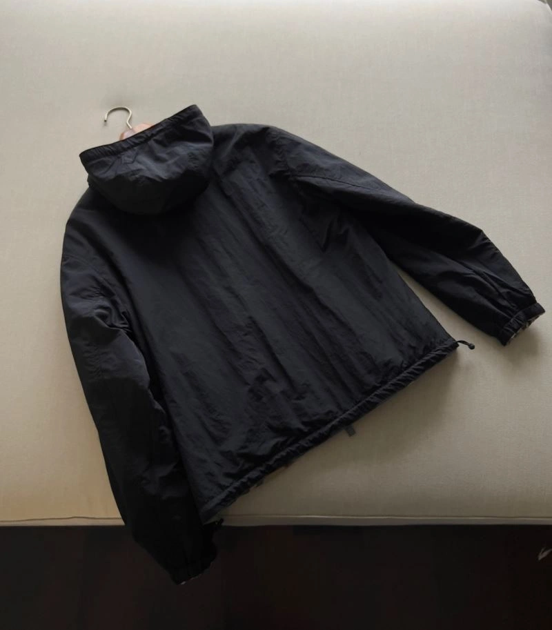 High accuracy Burberry Outwear