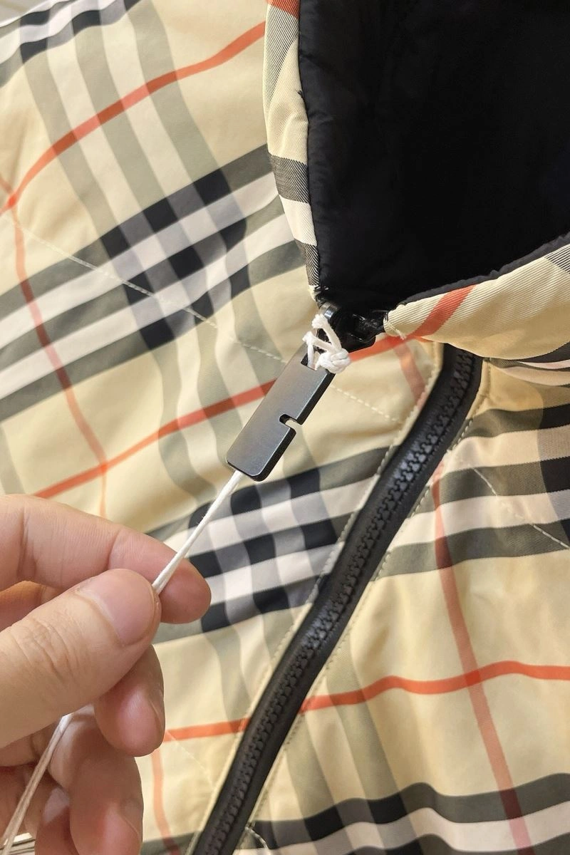 High accuracy Burberry Outwear