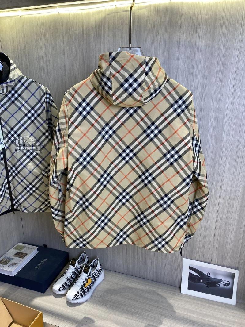 Top mirror Burberry Outwear