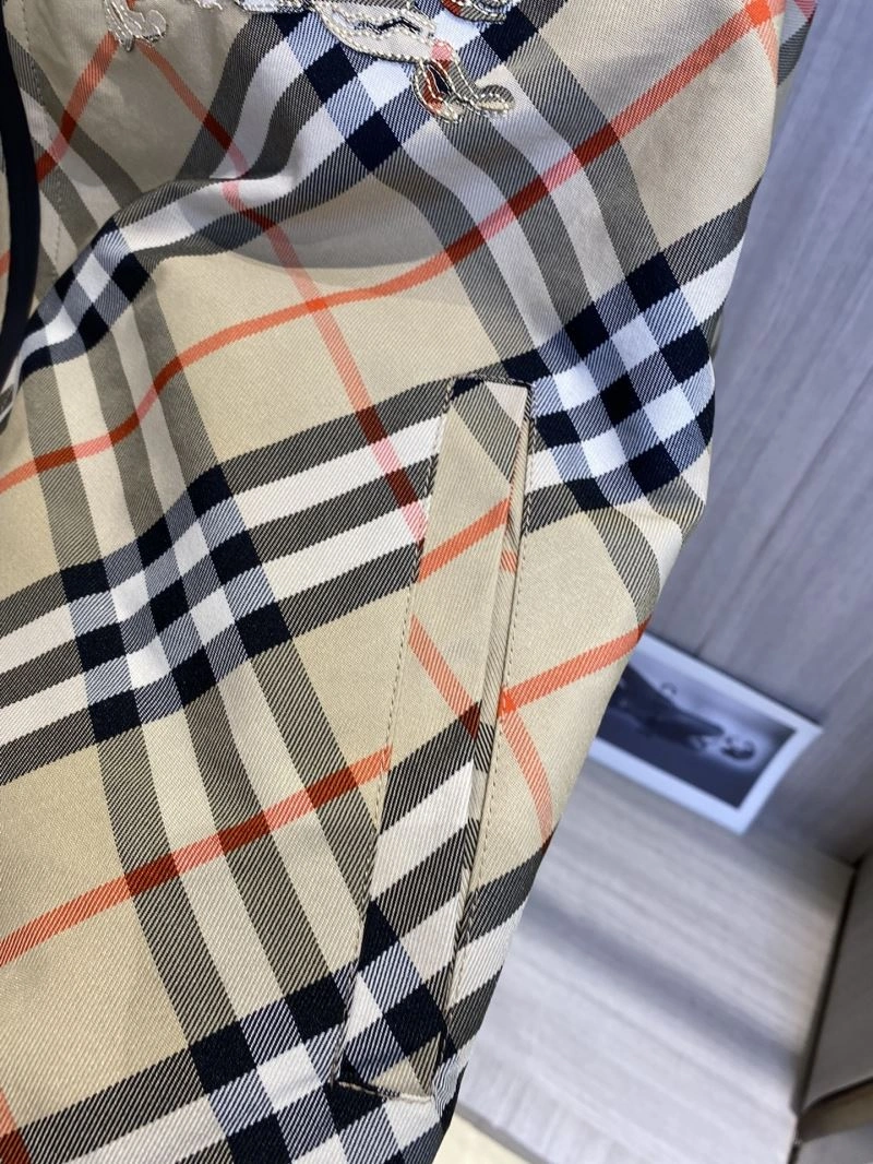 Top mirror Burberry Outwear