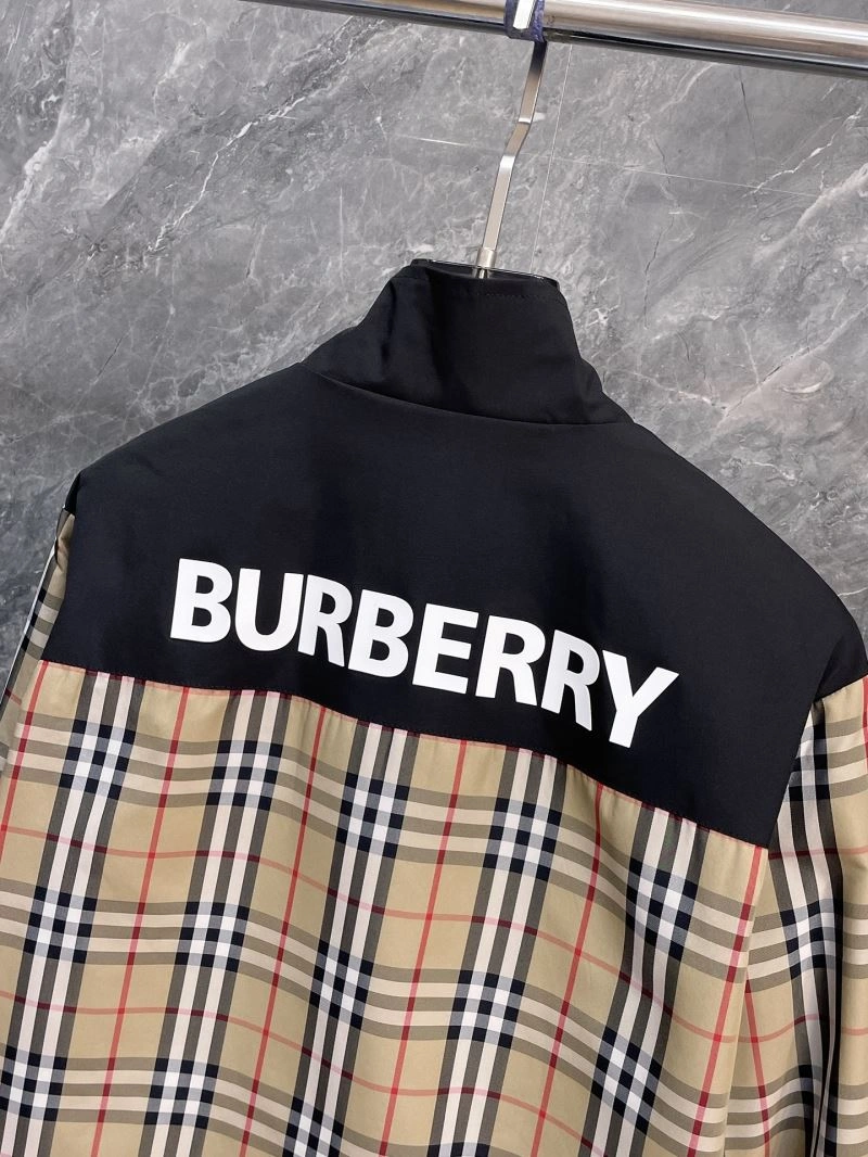 Legit Burberry Outwear
