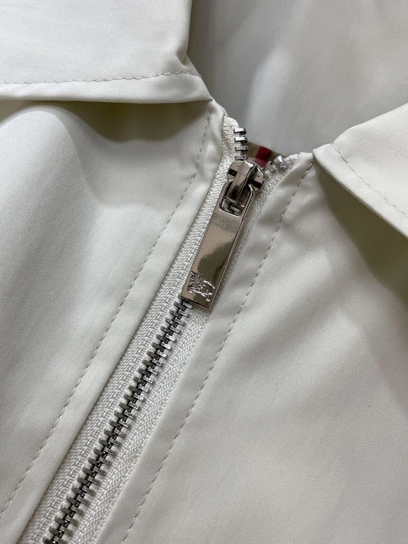 Official Burberry Outwear