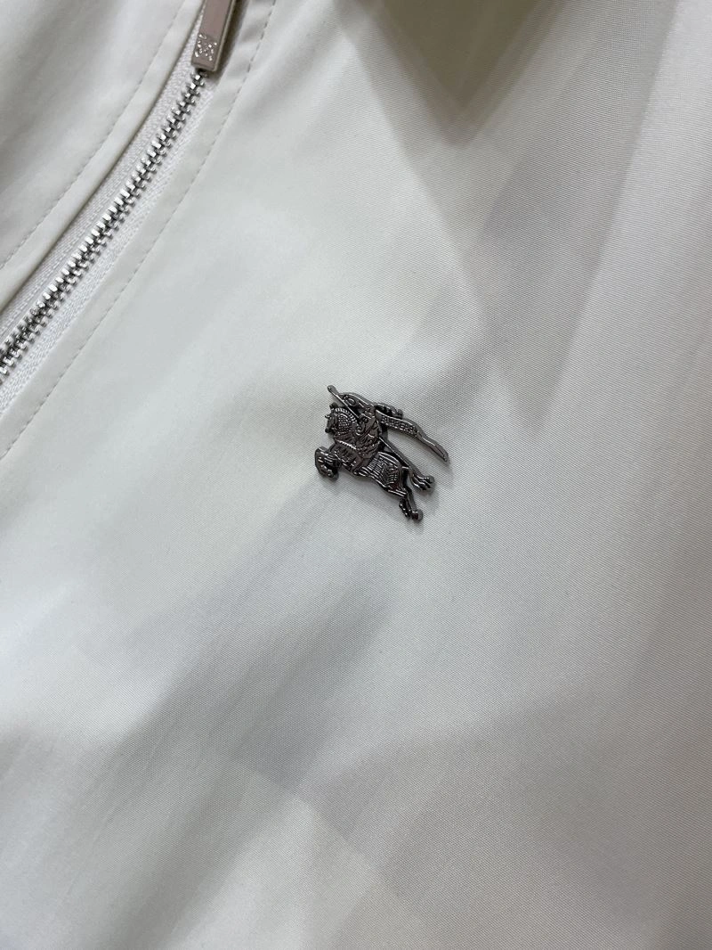 Official Burberry Outwear