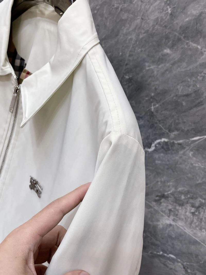 Official Burberry Outwear