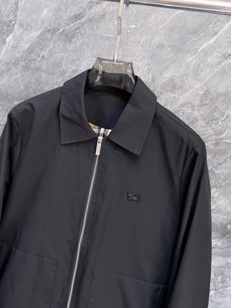Bargain Burberry Outwear