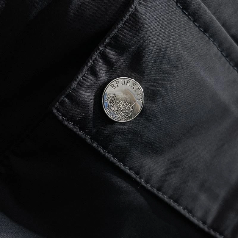 Low-cost Burberry Outwear