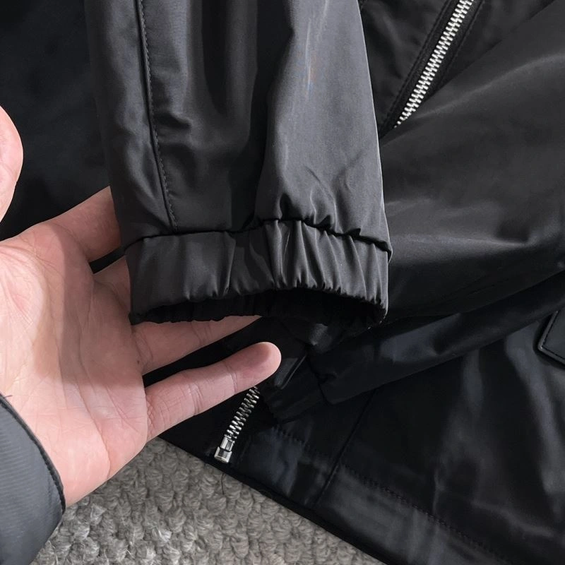Low-cost Burberry Outwear