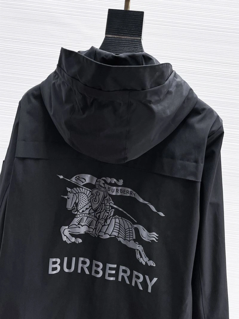 Accurate model Burberry Outwear