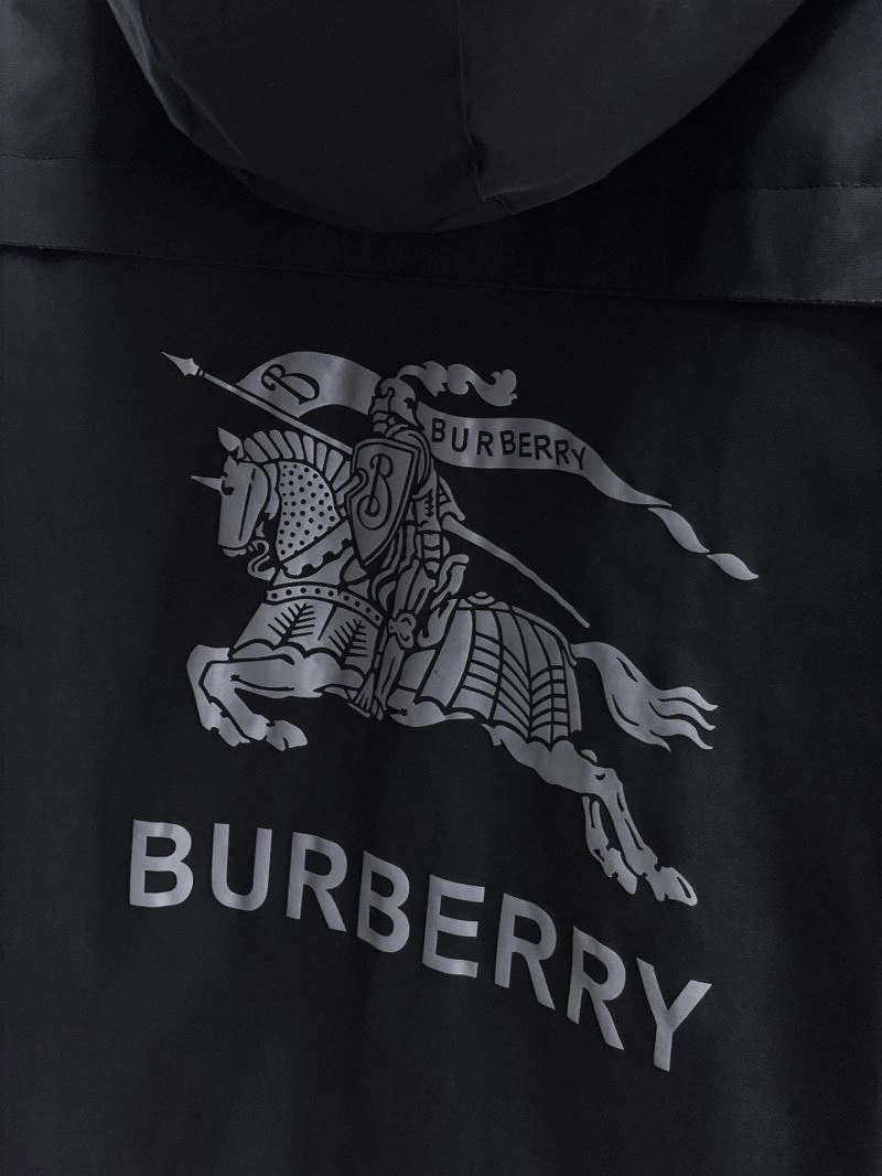Accurate model Burberry Outwear