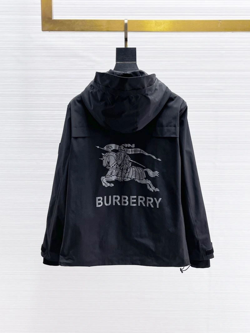 Accurate model Burberry Outwear