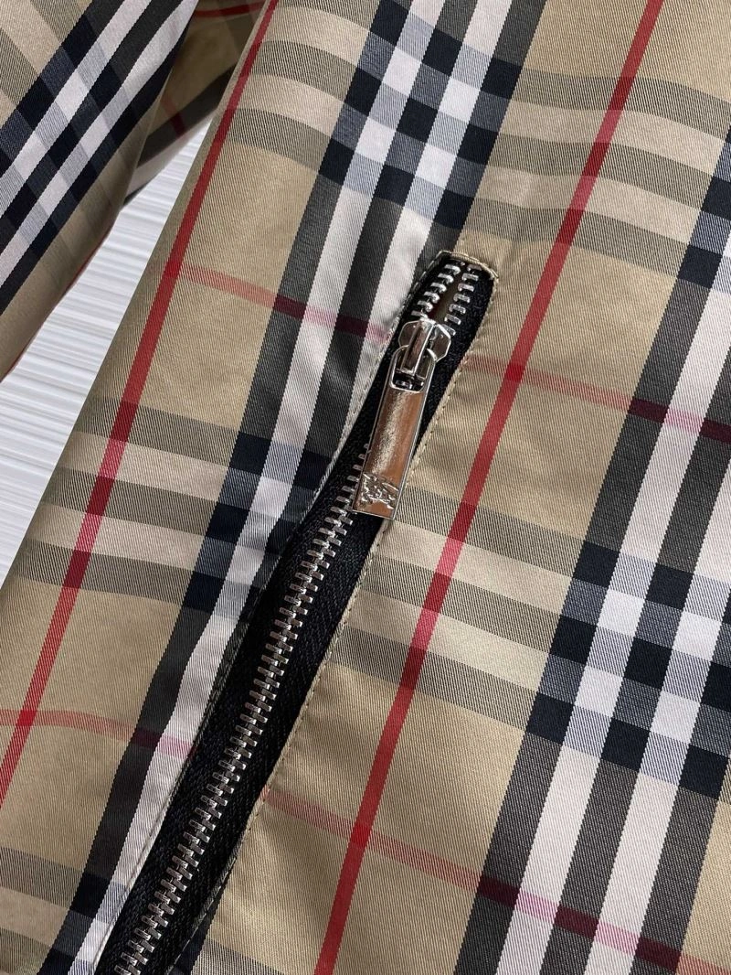 Top mirror Burberry Outwear