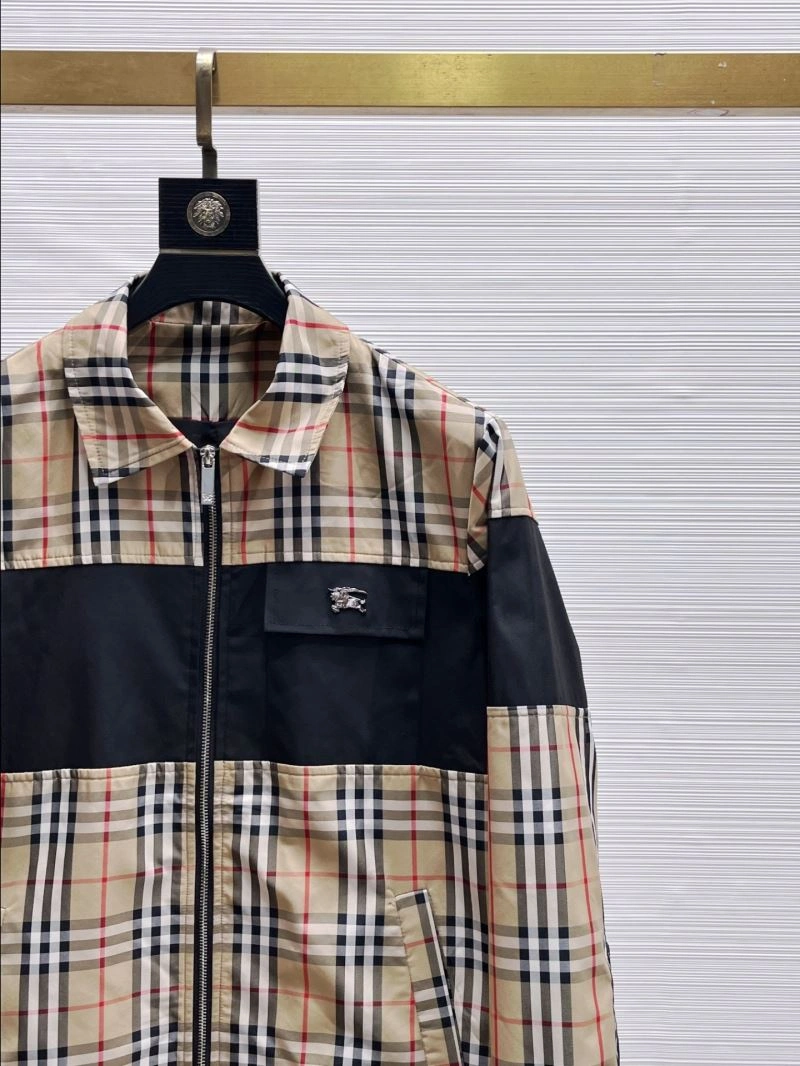 Accurate model Burberry Outwear