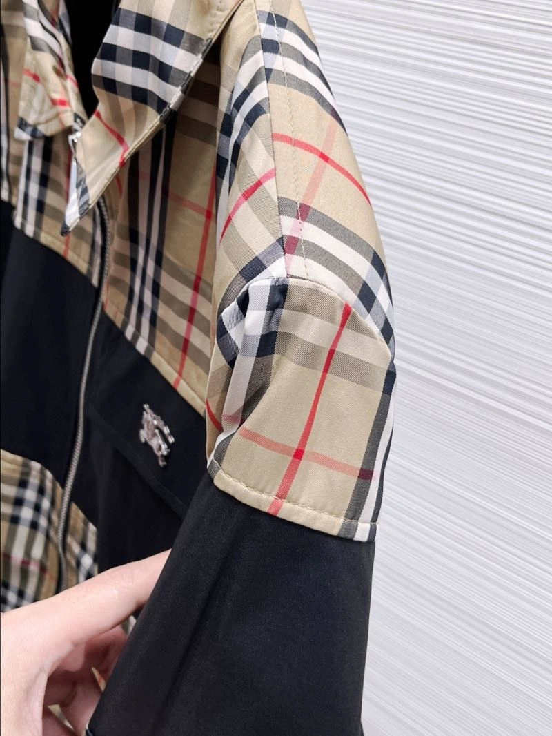 Accurate model Burberry Outwear