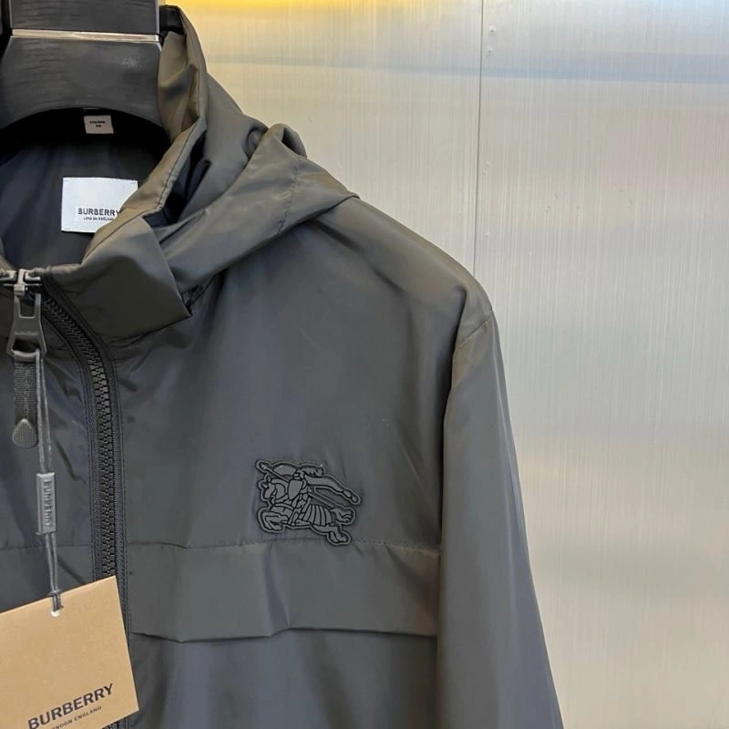 Brand-original Burberry Outwear