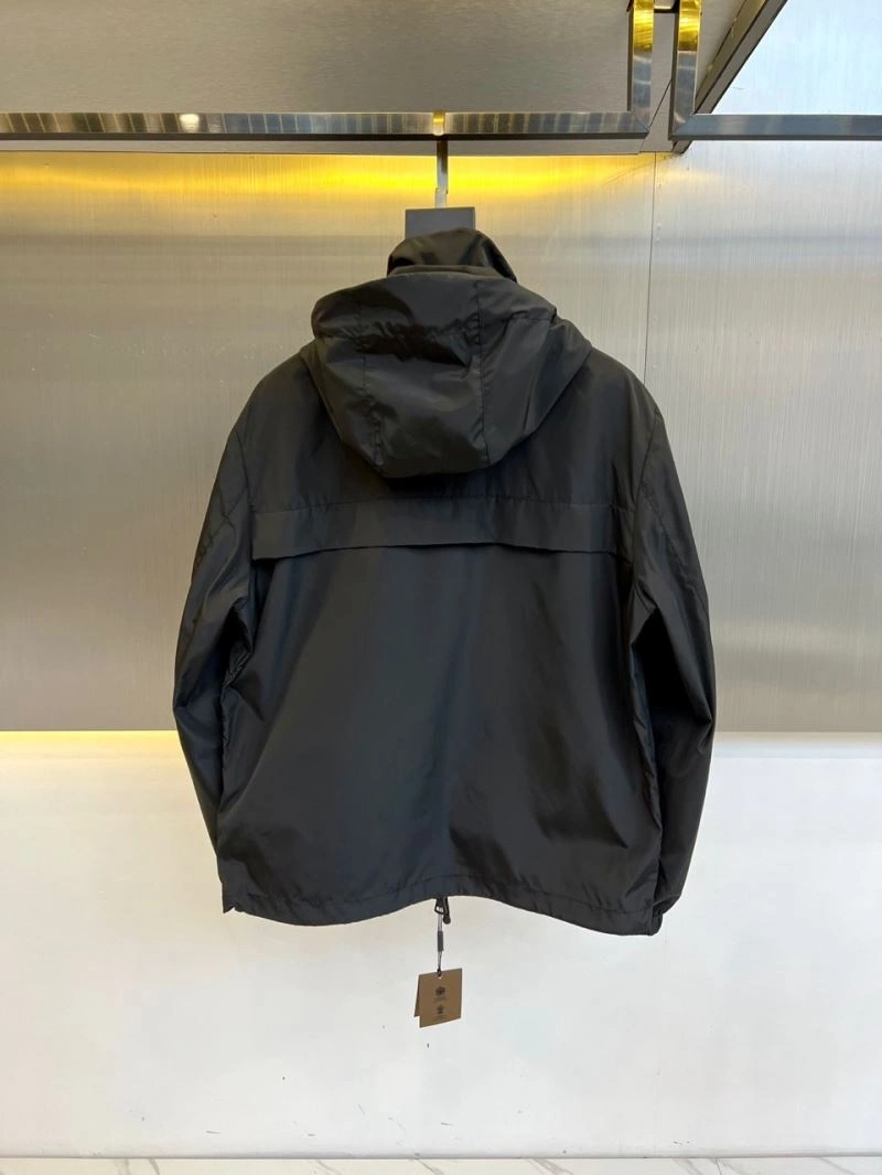 Brand-original Burberry Outwear