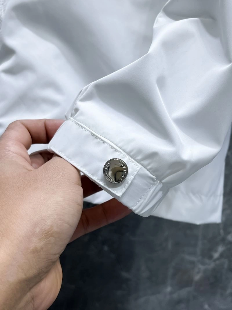Legit Burberry Outwear