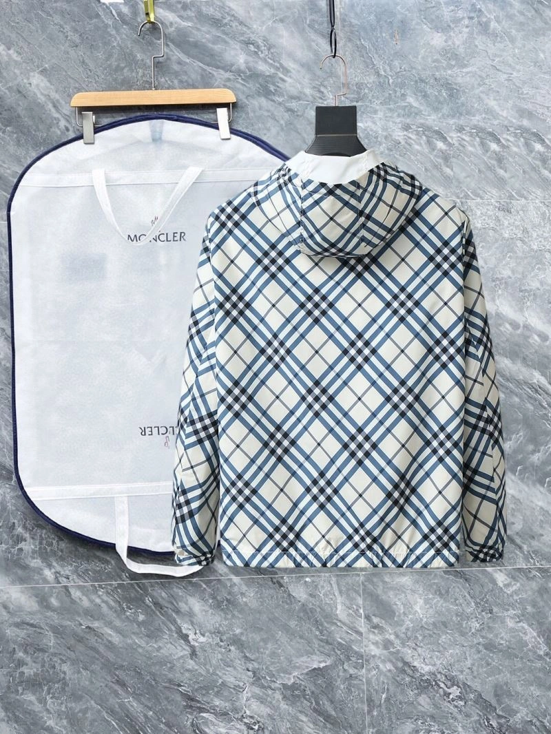 Top mirror Burberry Outwear