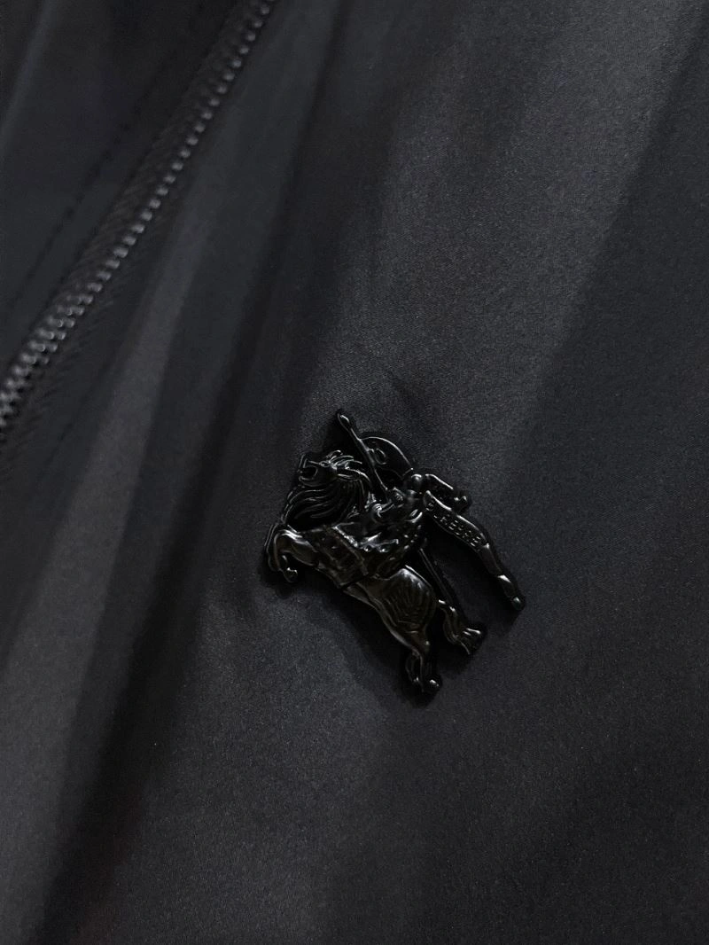 Discounted Burberry Outwear