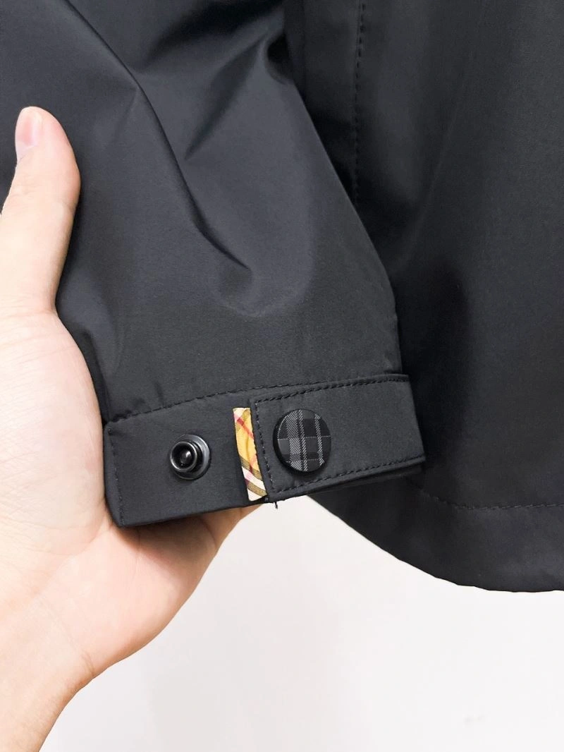 Discounted Burberry Outwear