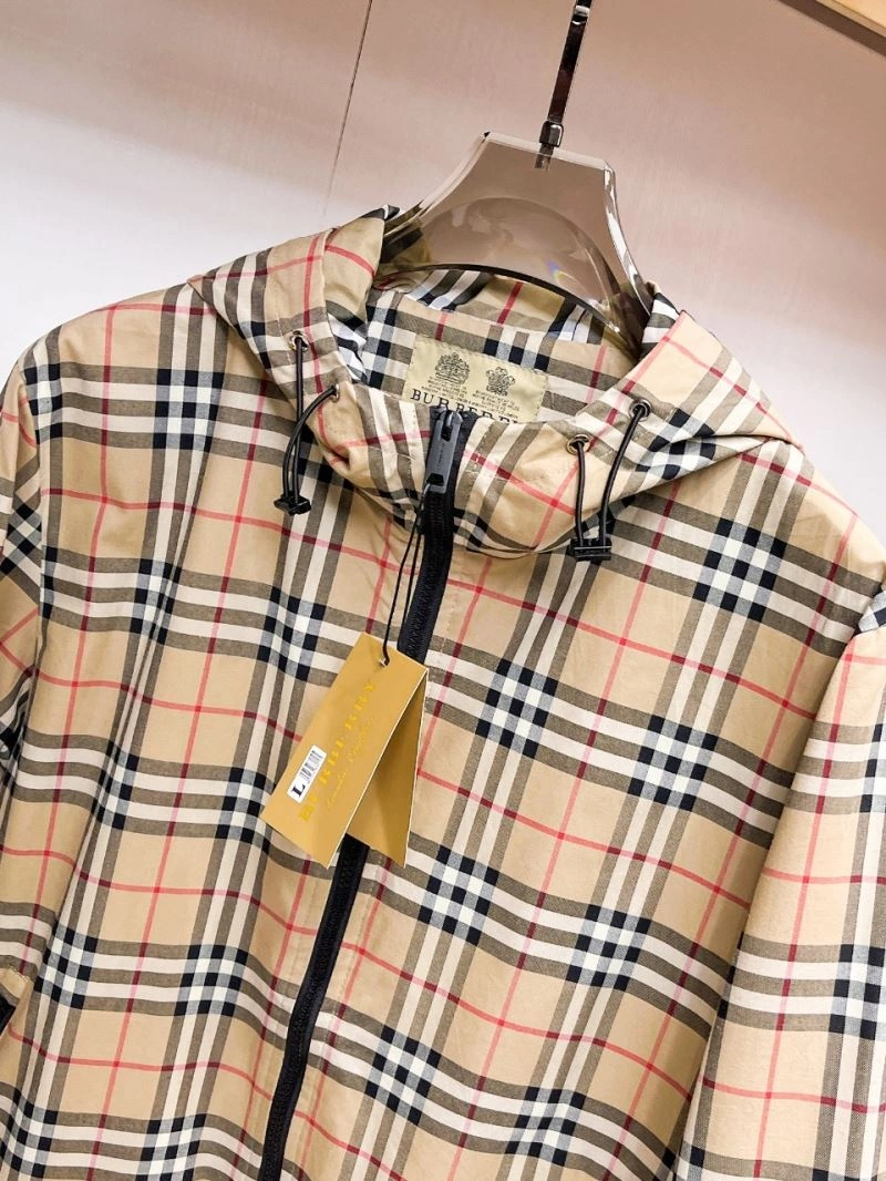 Inexpensive Burberry Outwear