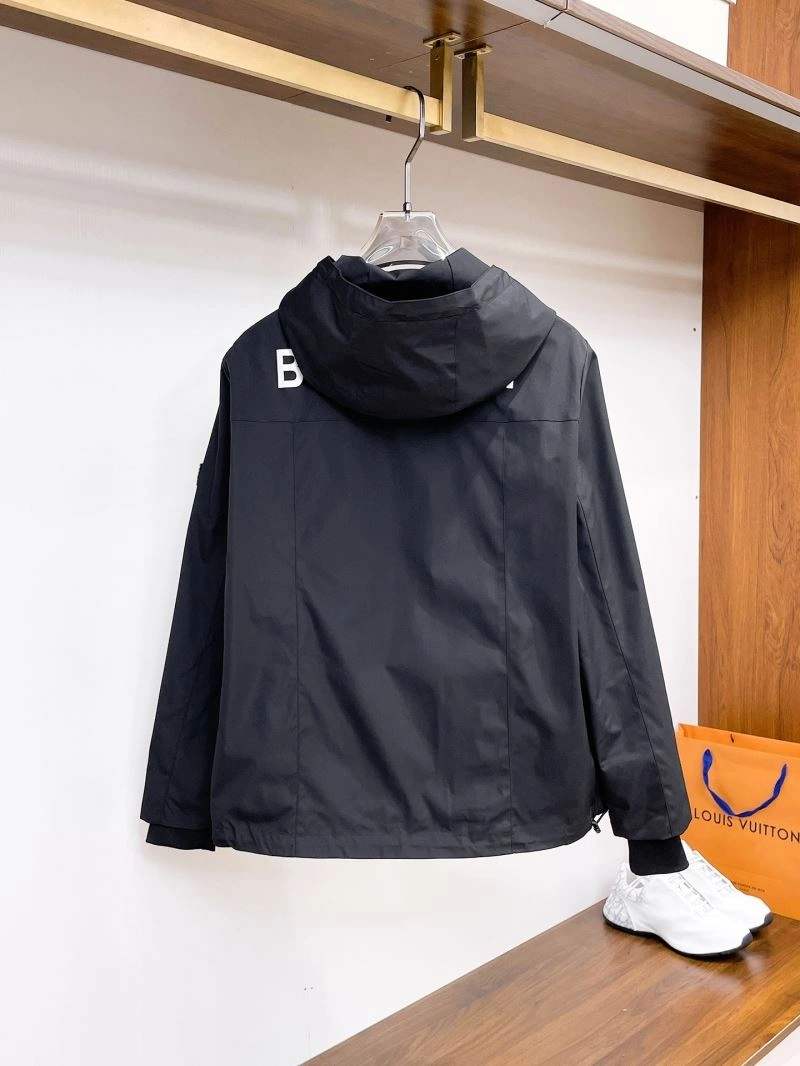 Top match Burberry Outwear