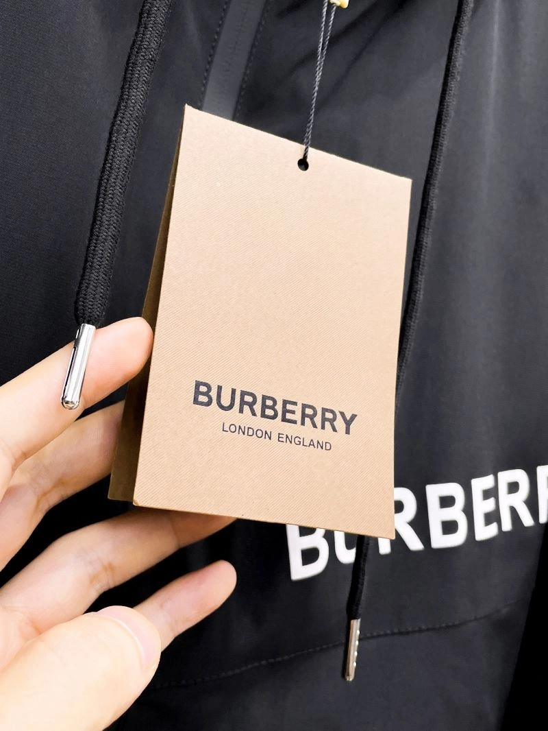 Top match Burberry Outwear
