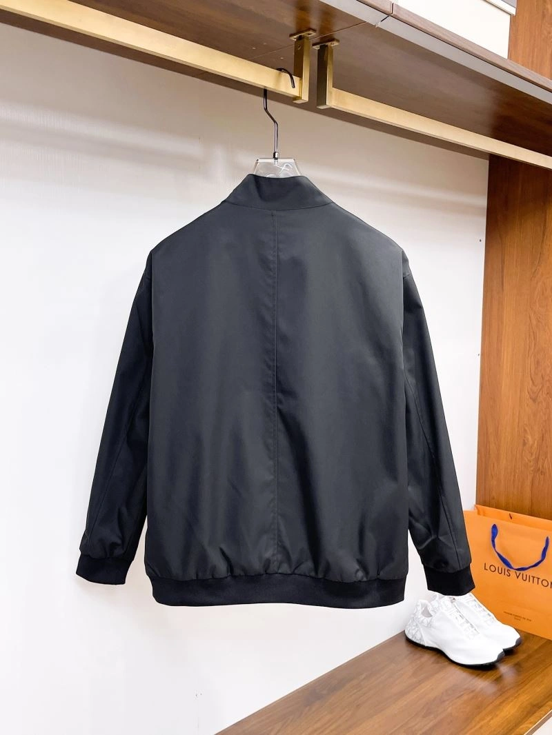 Legit Burberry Outwear