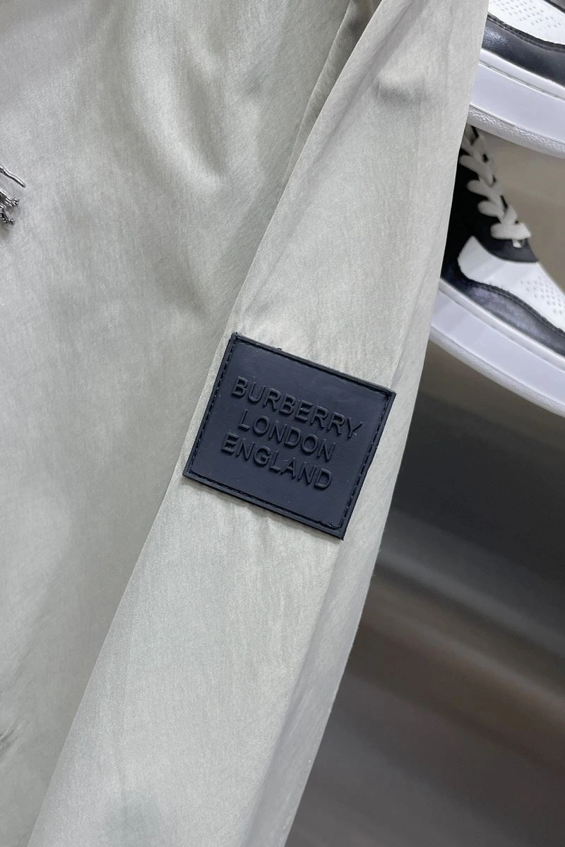 Legit Burberry Outwear