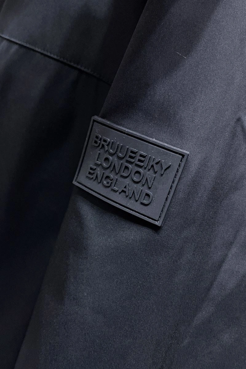 Discounted Burberry Outwear