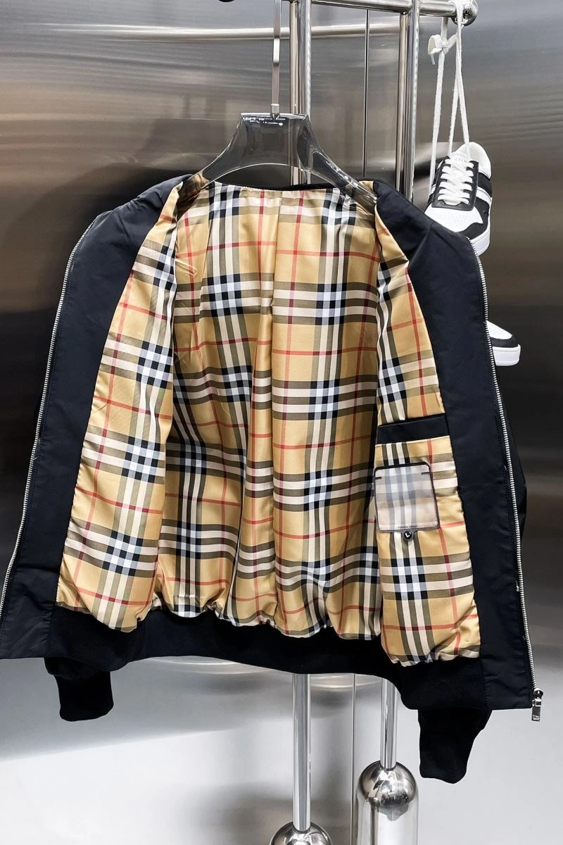 Discounted Burberry Outwear