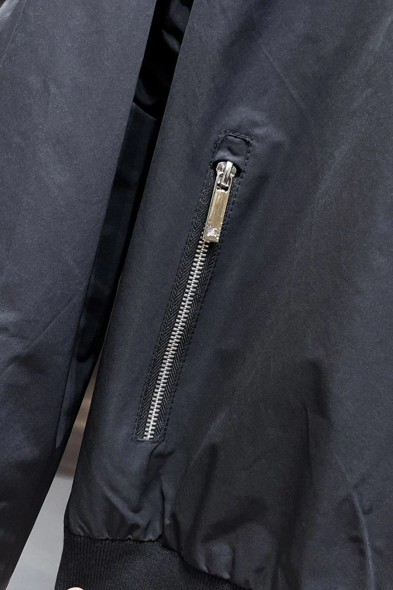 Discounted Burberry Outwear