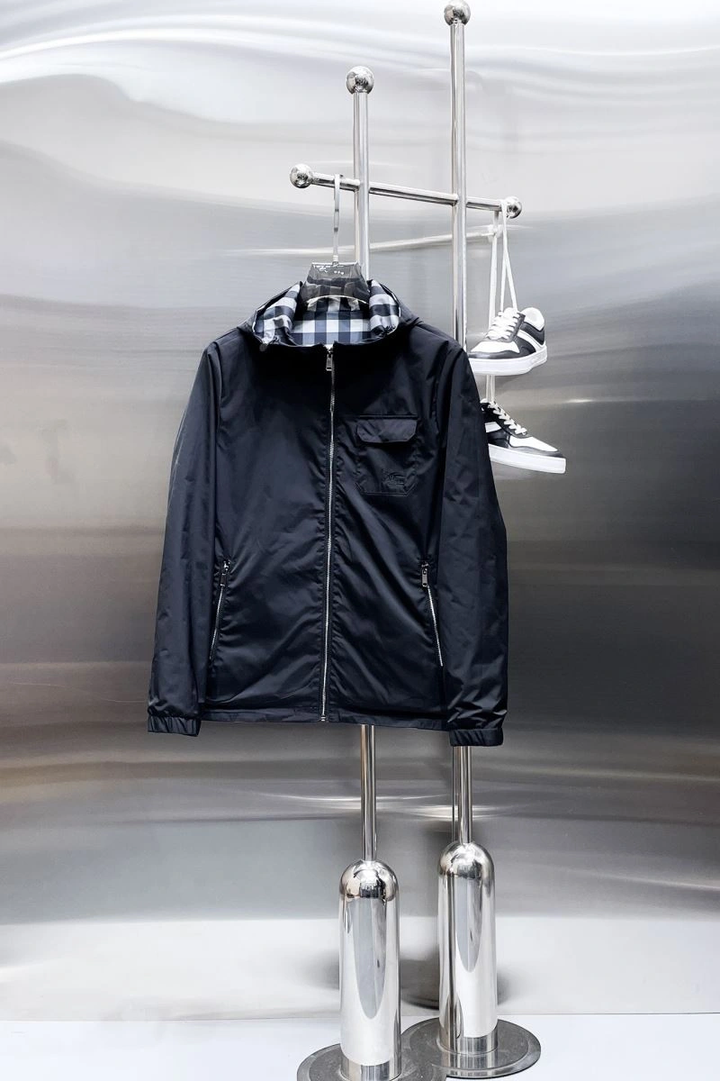 Official Burberry Outwear