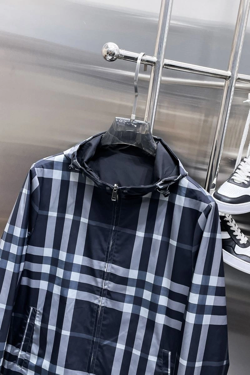 Official Burberry Outwear