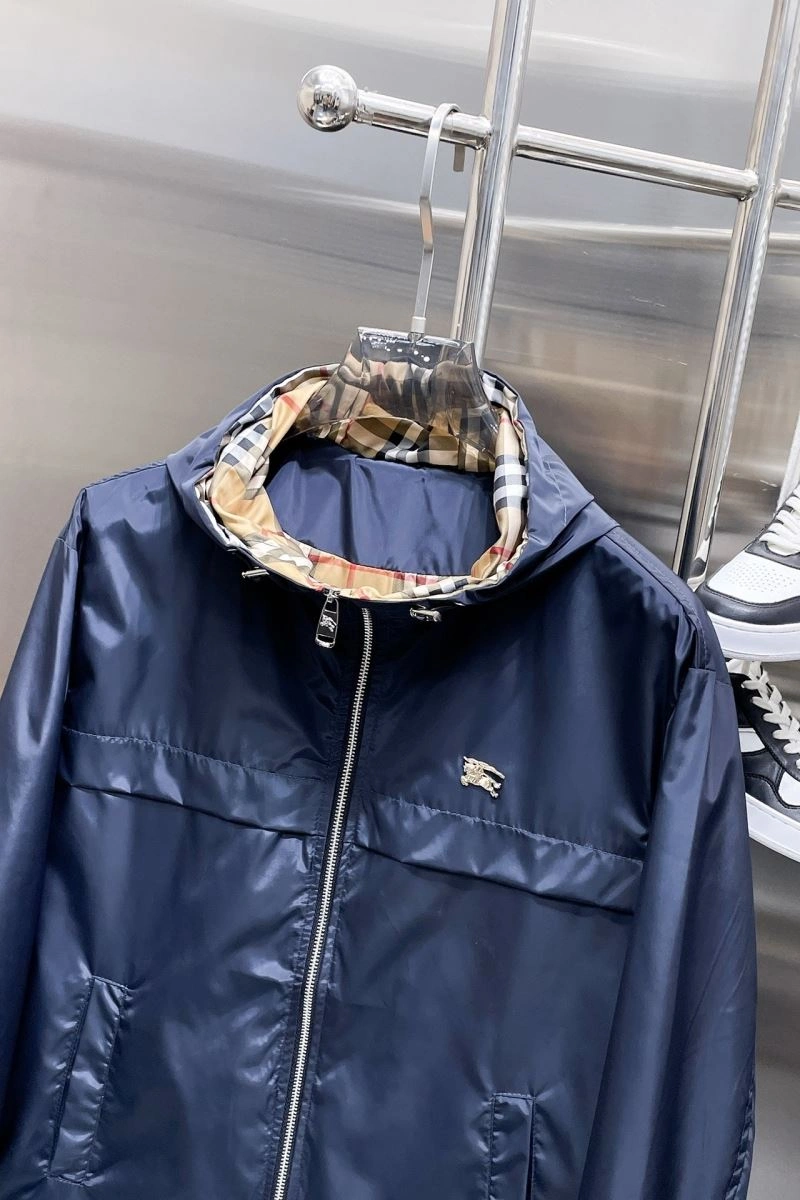 Economical Burberry Outwear