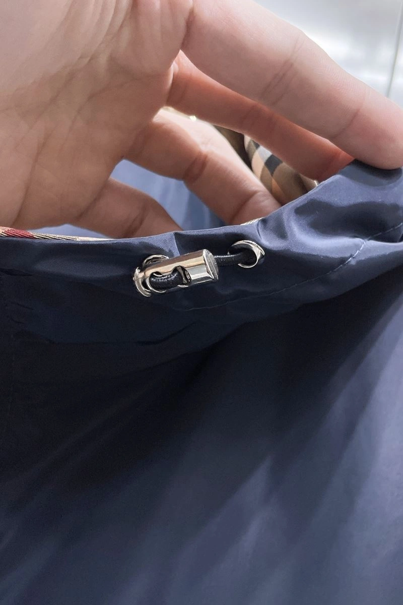 Economical Burberry Outwear