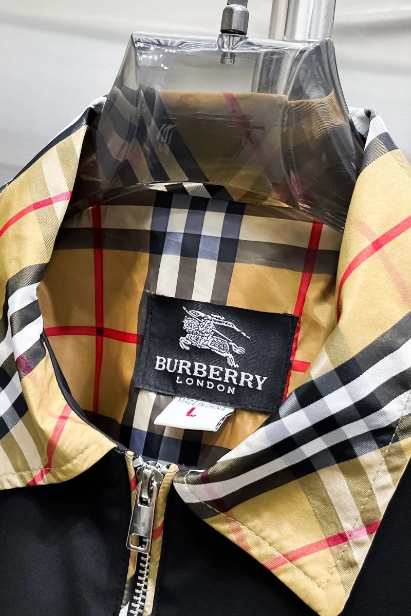 Top match Burberry Outwear