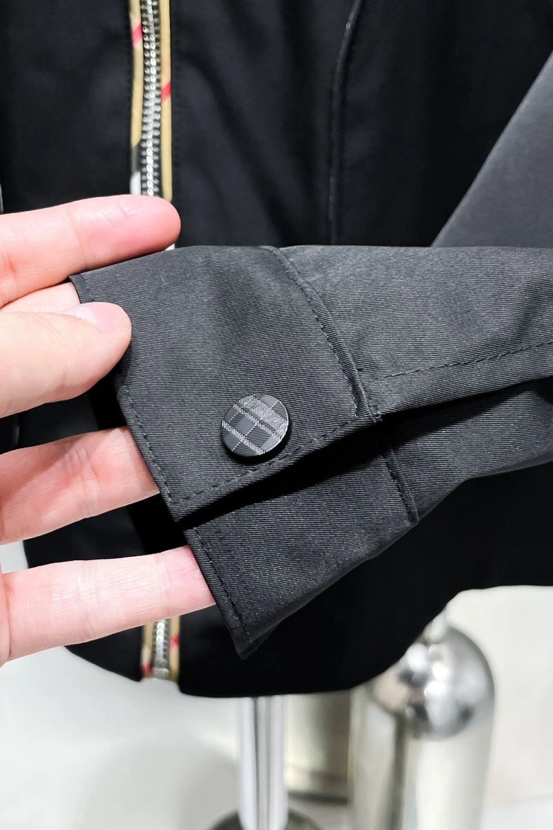 Top match Burberry Outwear