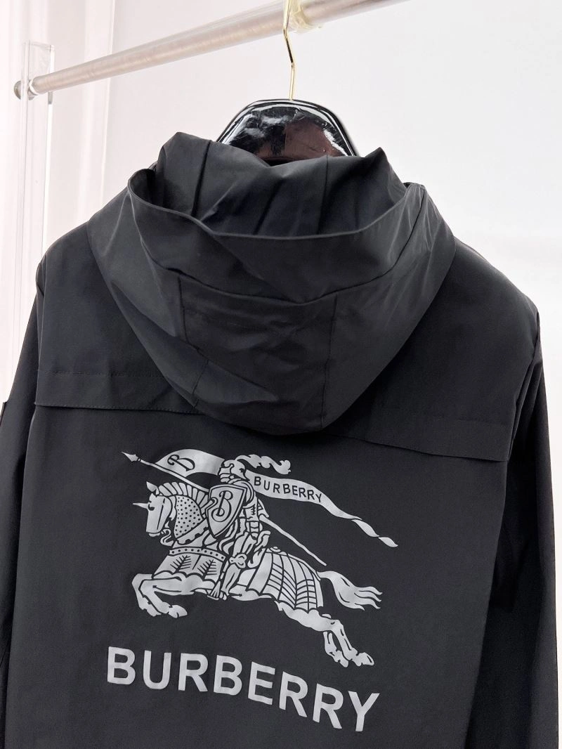 Official Burberry Outwear