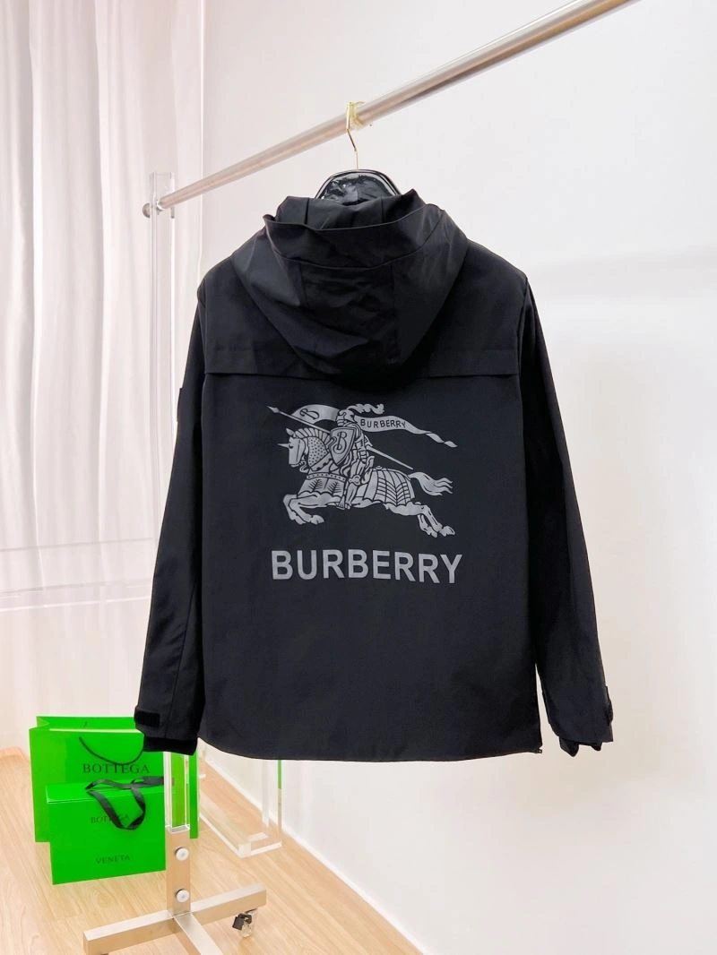 Official Burberry Outwear