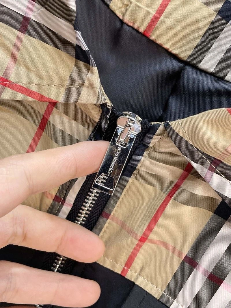 Accurate model Burberry Outwear