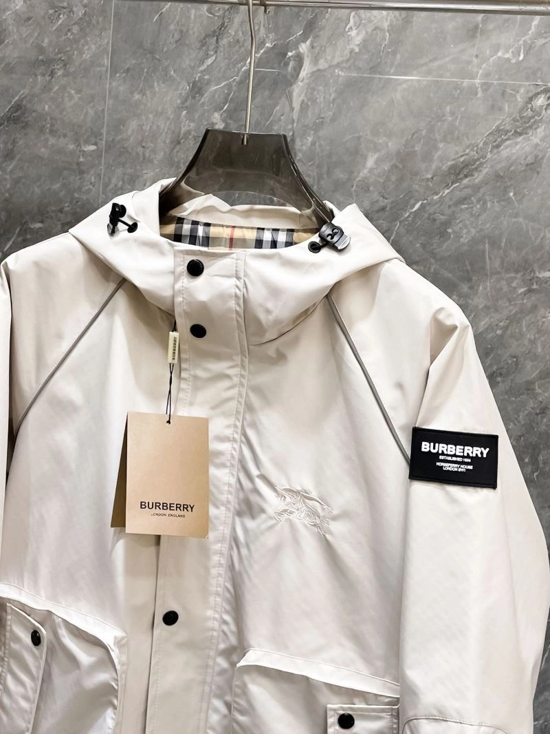Top mirror Burberry Outwear