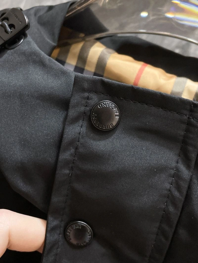 Legit Burberry Outwear